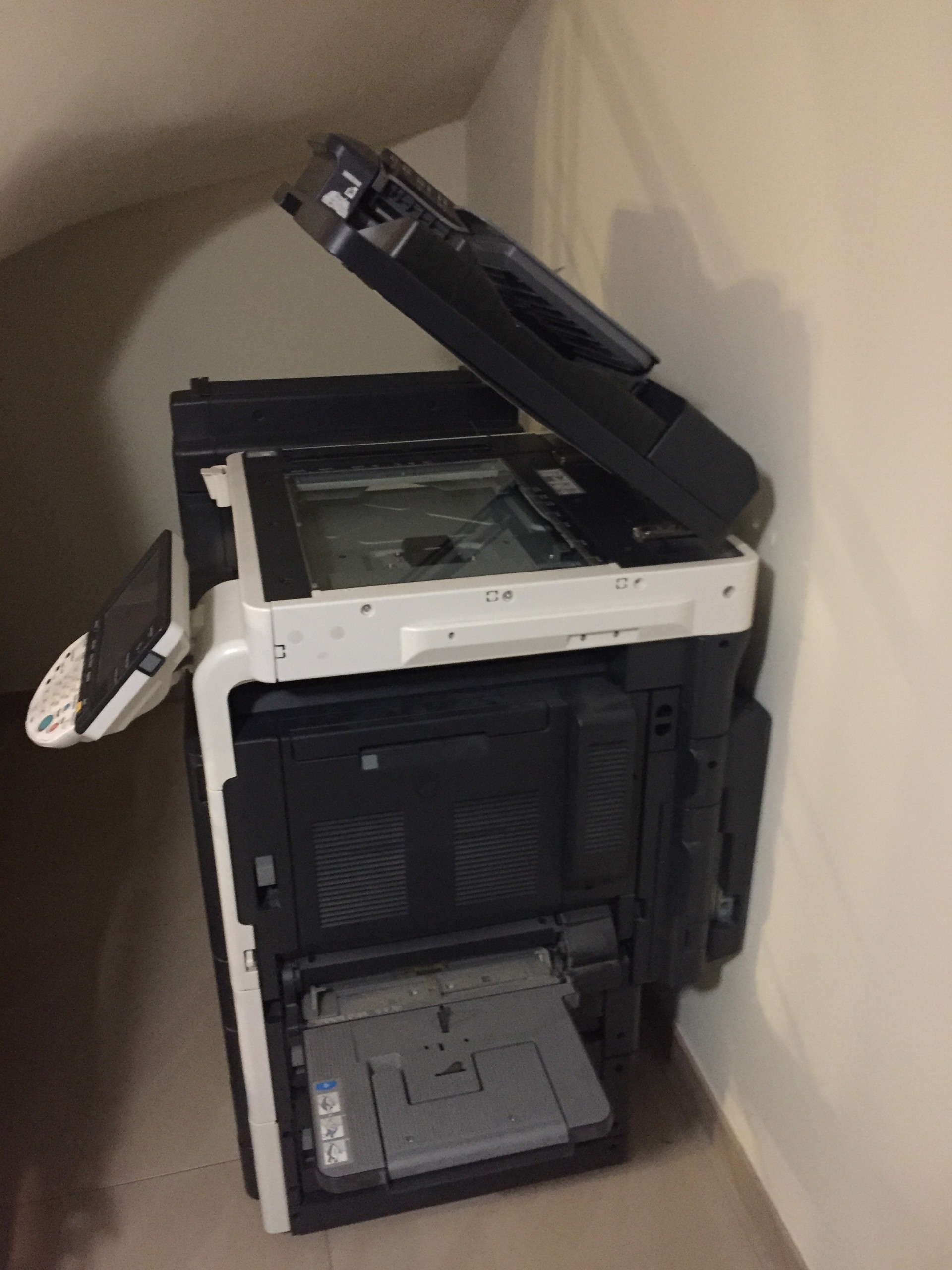 Ogłoszenie: Sprzedam drukarkę wielofunkcyjną konica minolta bizhub c353 ...