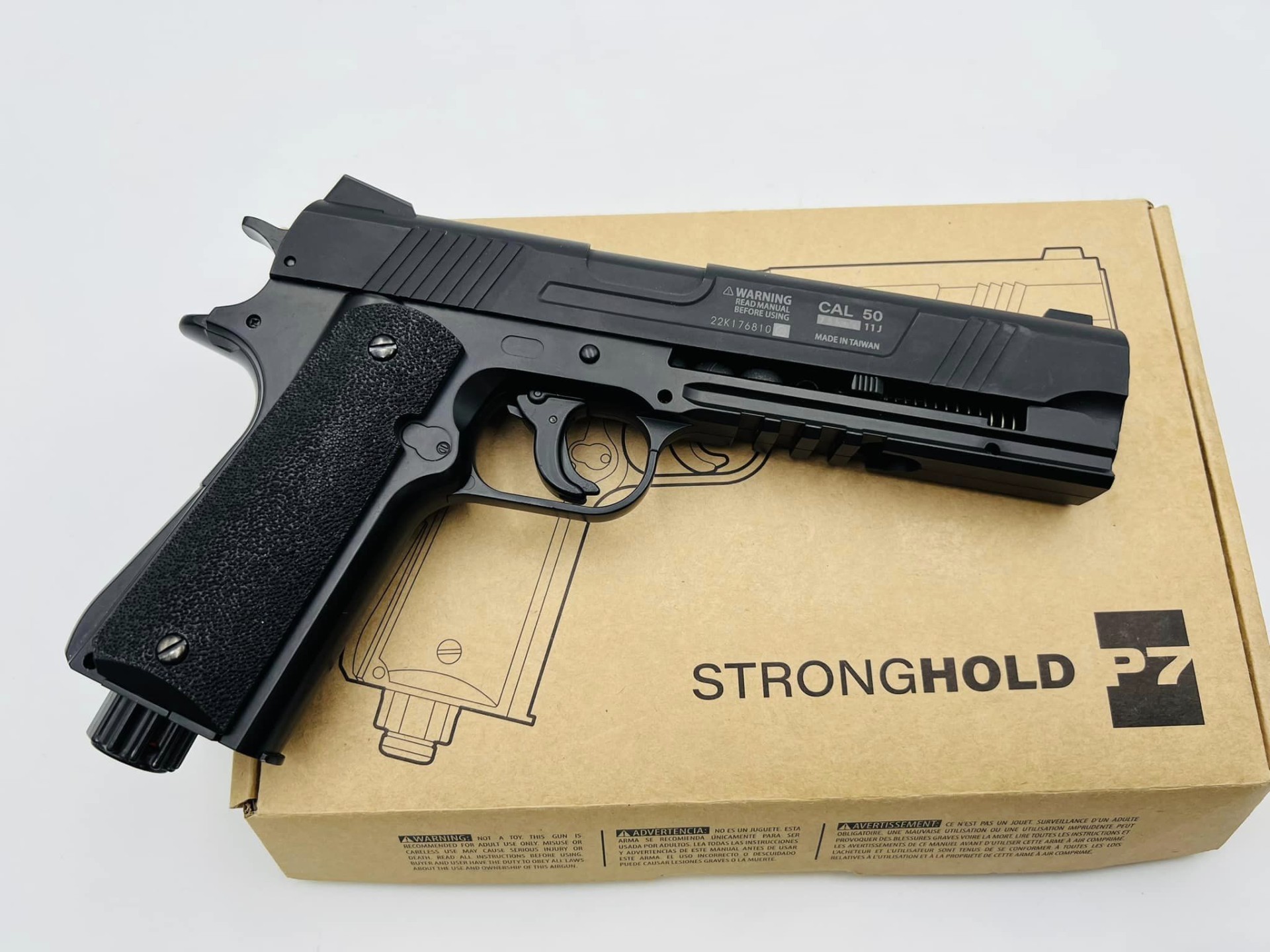 Ogłoszenie: Pistolet Stronghold P7 Dane techniczne Kaliber: .50 ...