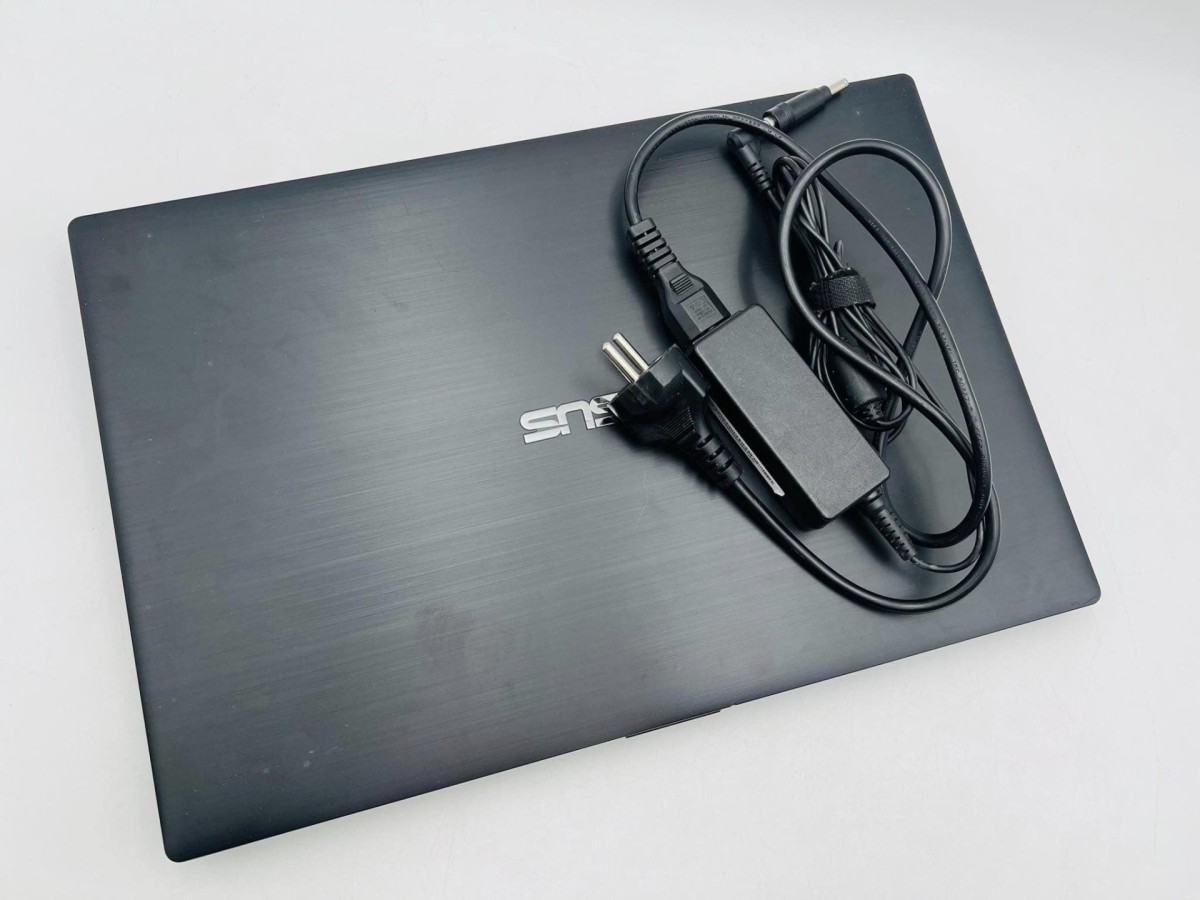 Ogłoszenie: Laptop Asus Model: P2520L, kategoria: komputery