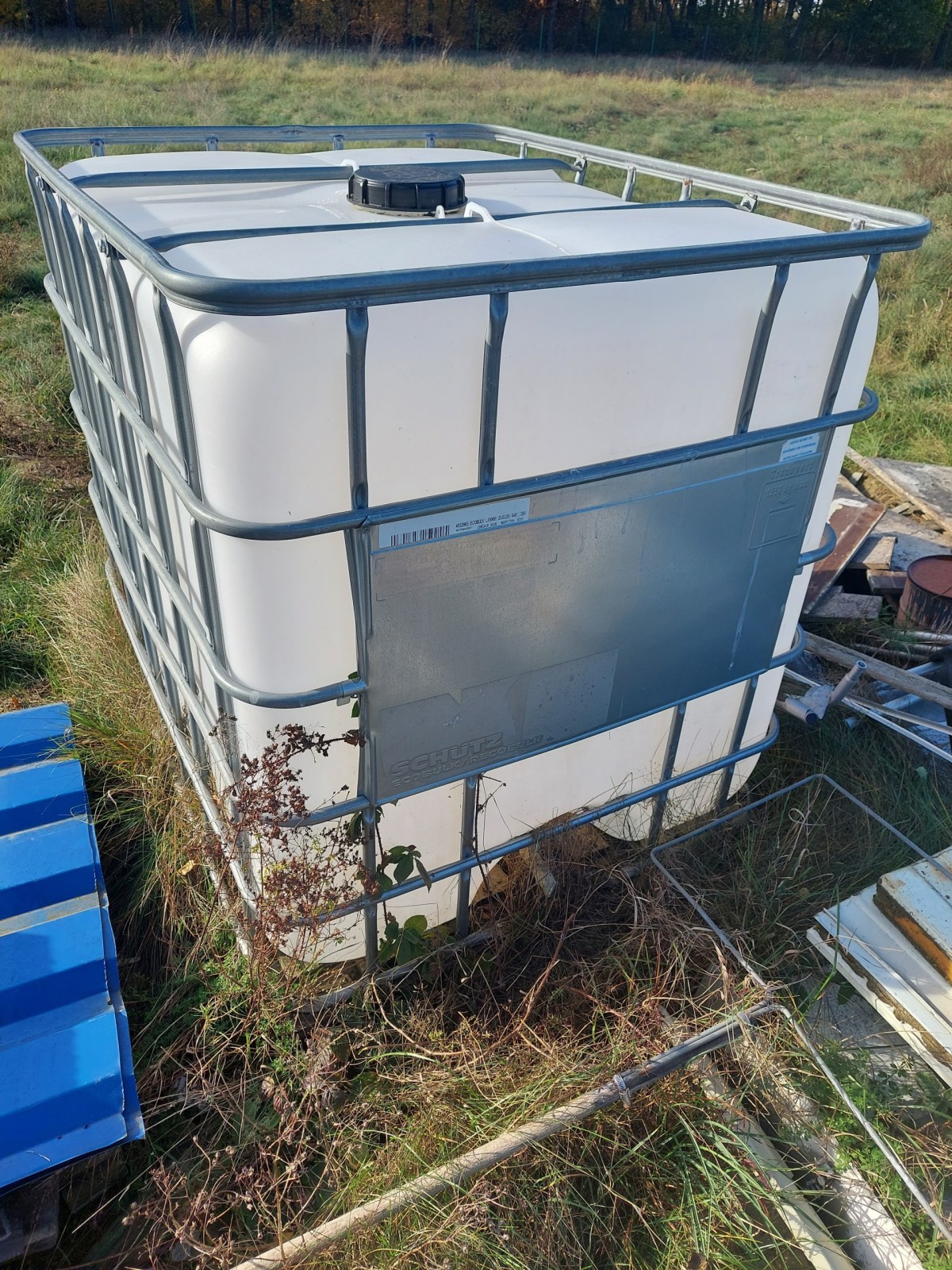 Ogłoszenie: Pojemnik MAUZER - 1000 L, kategoria: ogród